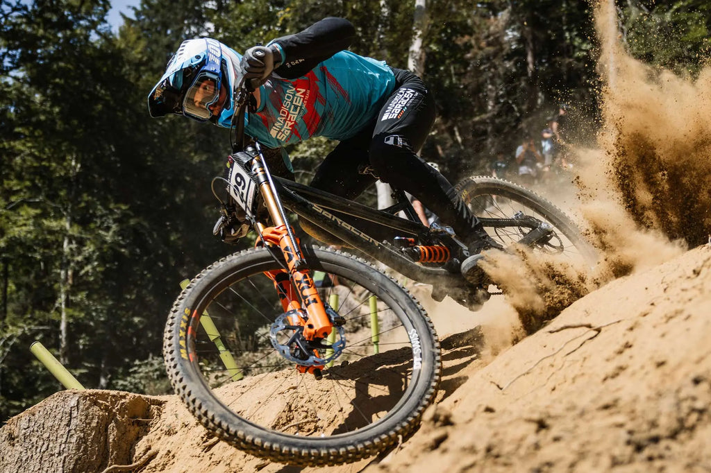 Matt Walker breaks top-10 in Snowshoe – saracen bikes